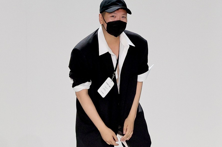 Peter Do deixa a direção criativa da Helmut Lang