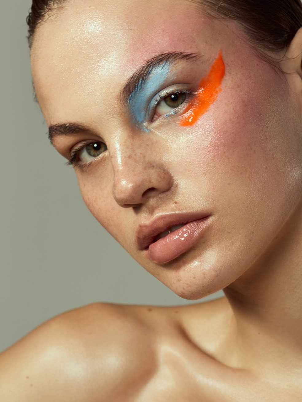 Glossy, por favor! 5 fotos lindas para você pirar no acabamento molhado