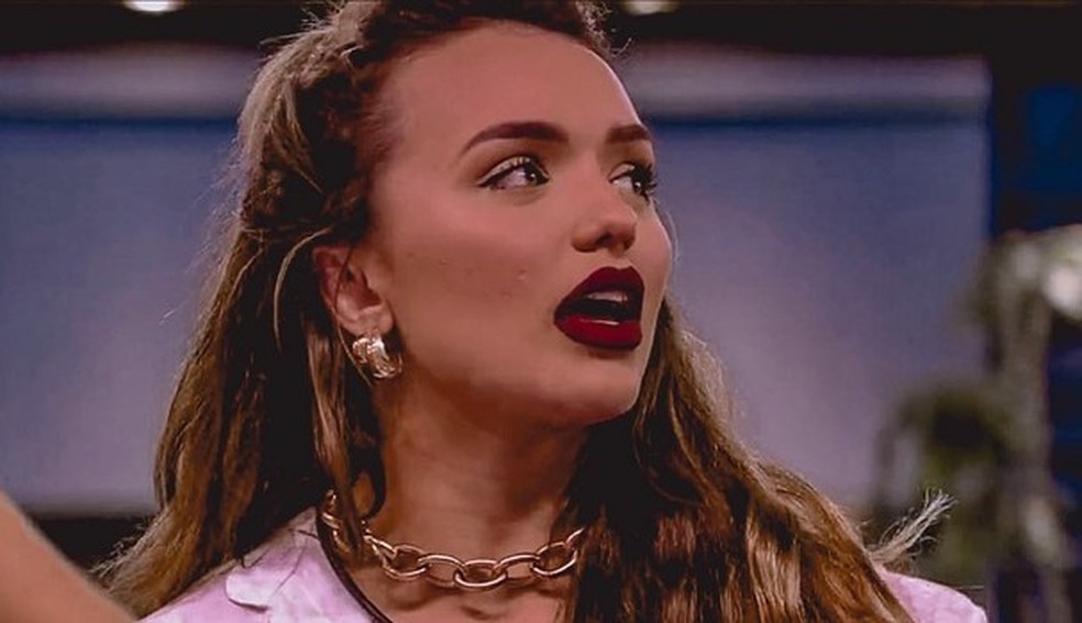 Conheça o projeto social de Rafa Kalimann na África