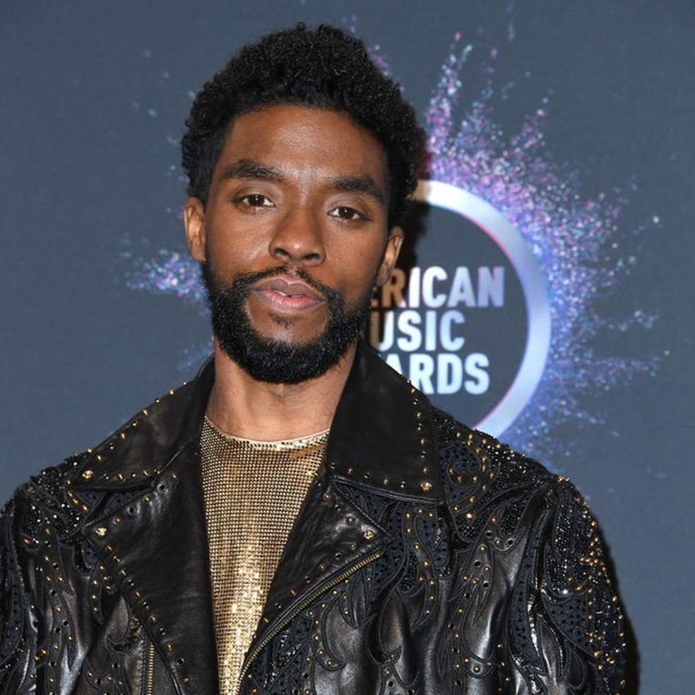 Netflix adia prévia de filme após morte de Chadwick Boseman