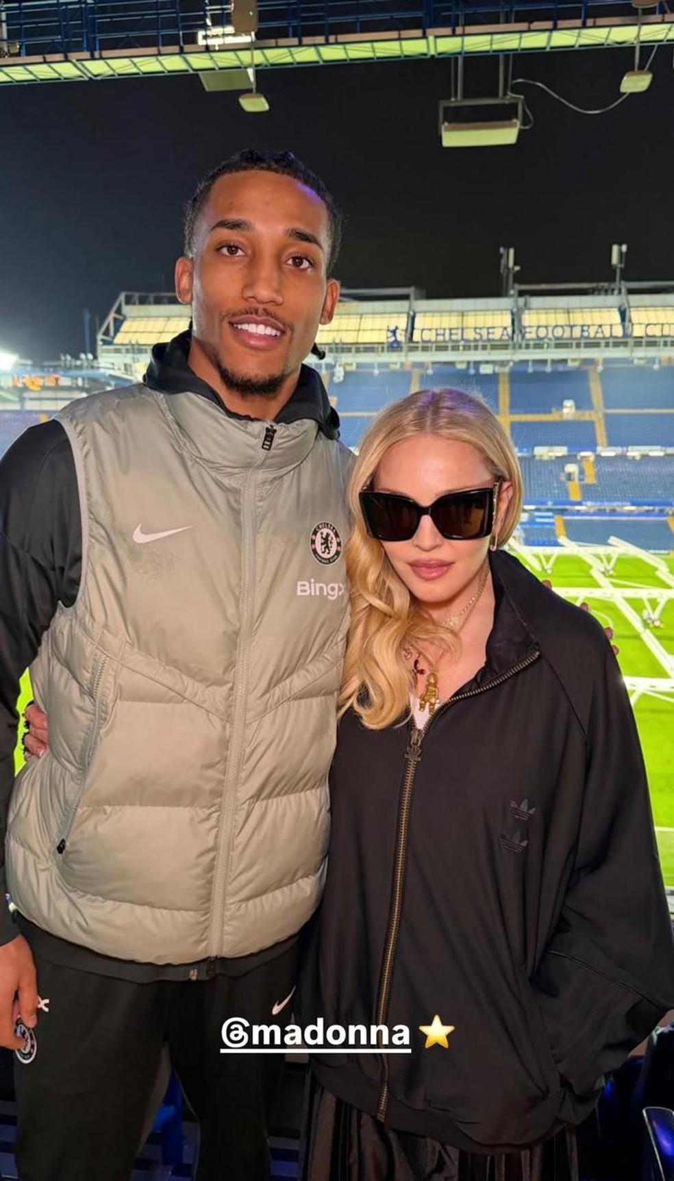 João Pedro publica foto com Madonna após participação em curta da artista