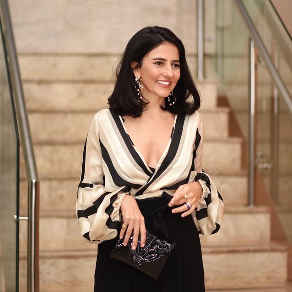 Alice Ferraz faz sucesso com livro de moda tem-que-ter. Confira!