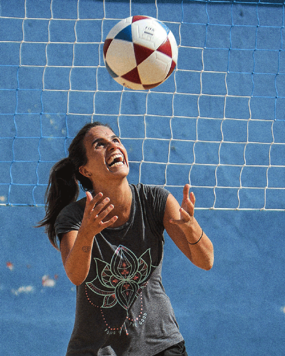 Futevôlei: tudo sobre o esporte que voltou a ser febre da praia à cidade