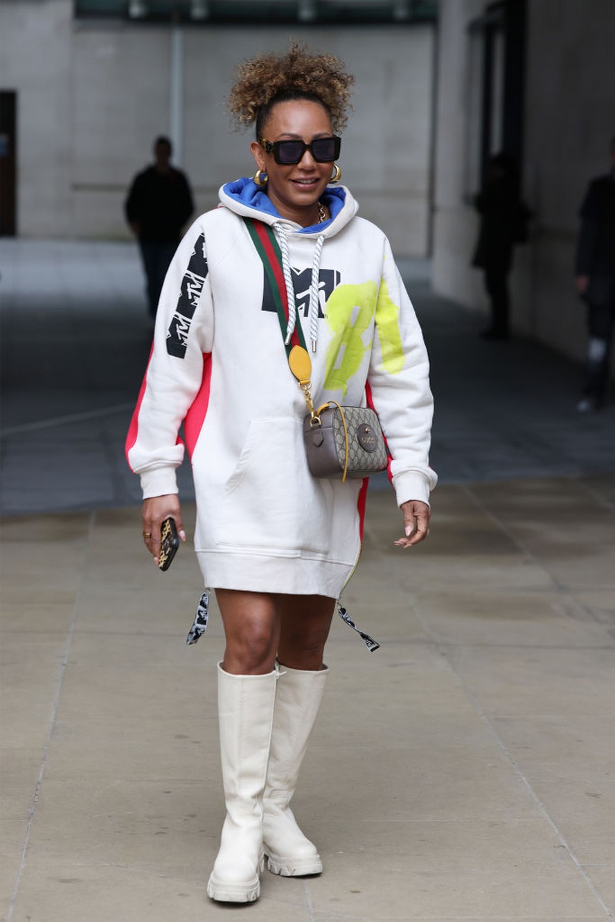 Lembra dela? Mel B surge com look sporty estiloso pelas ruas de Londres
