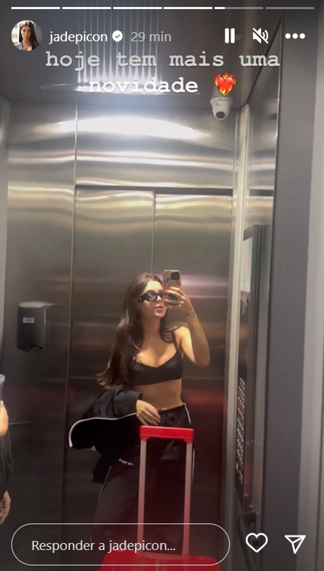 Jade Picon exibe beleza natural na web: 'Cara limpa'