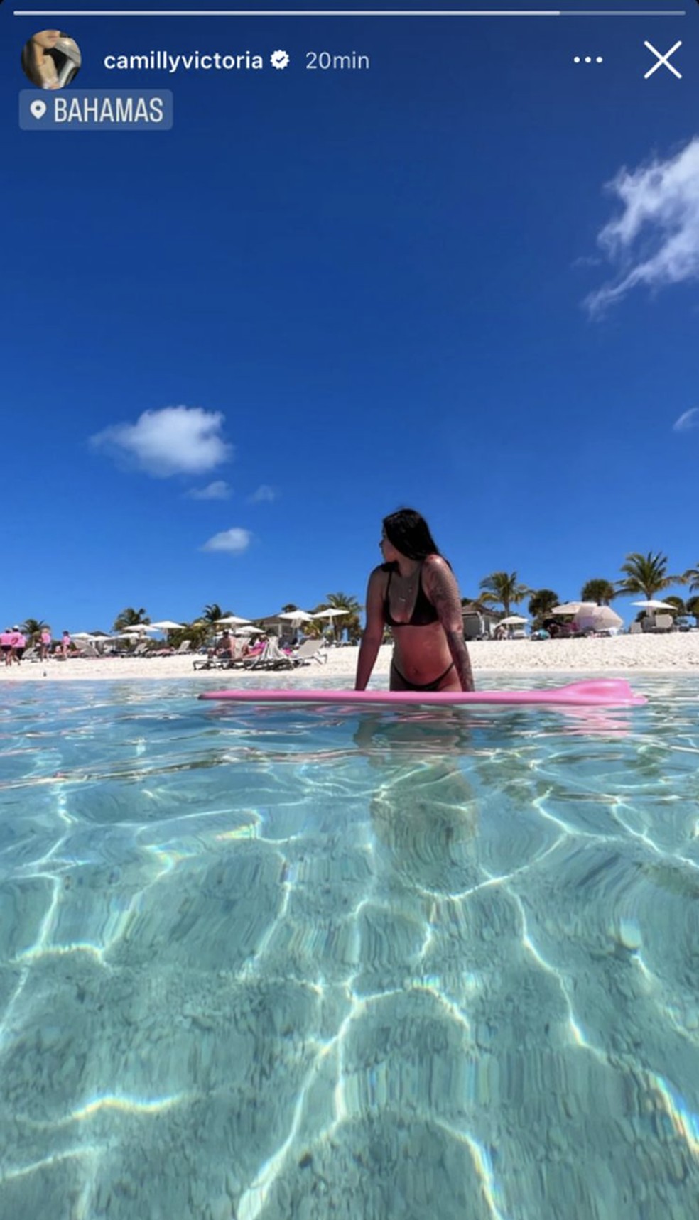 Camilly Victória, filha de Xanddy e Carla Perez curte dia de sol em Bahamas