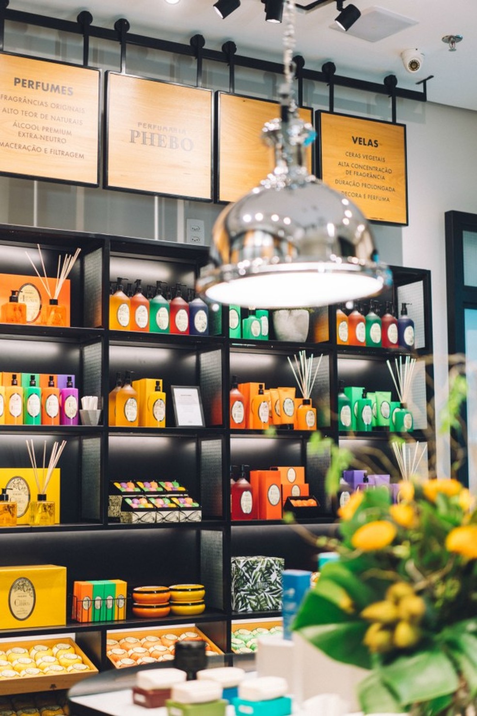 Phebo inaugura três lojas conceito pelo Brasil