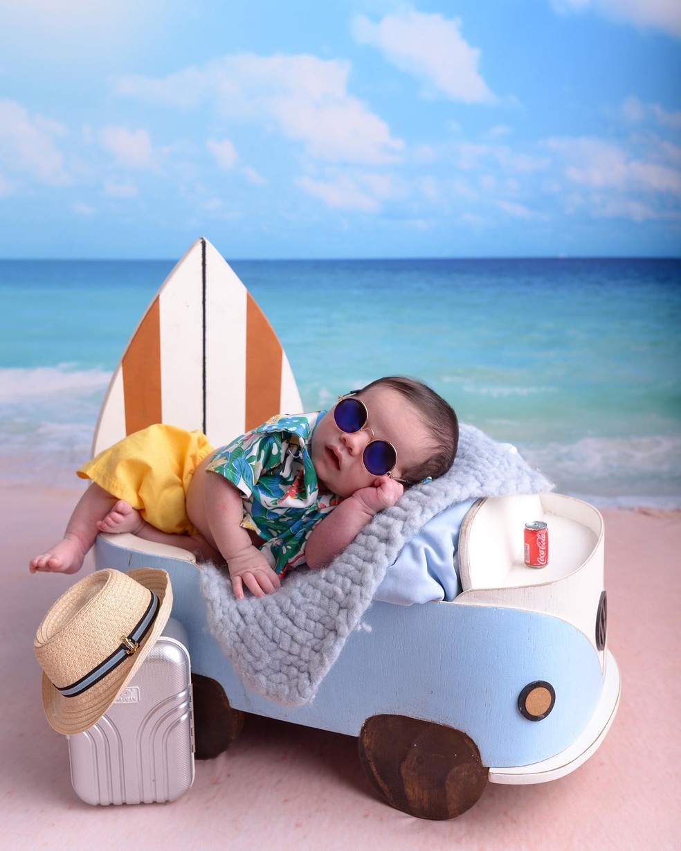 Petra Mattar encanta web com ensaio newborn de Makai