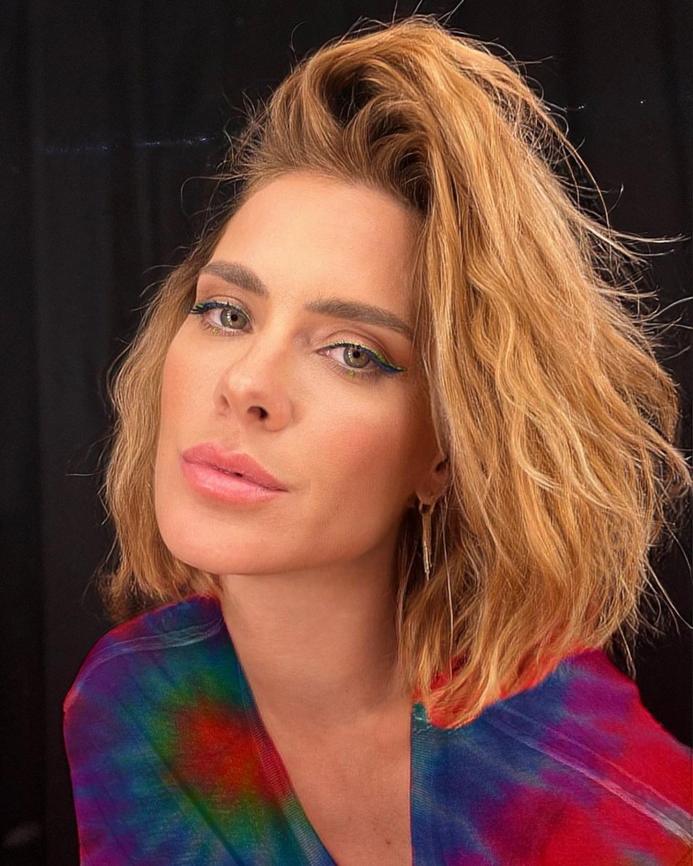 Carolina Dieckmann fala sobre coincidências que a fizeram topar viver ...