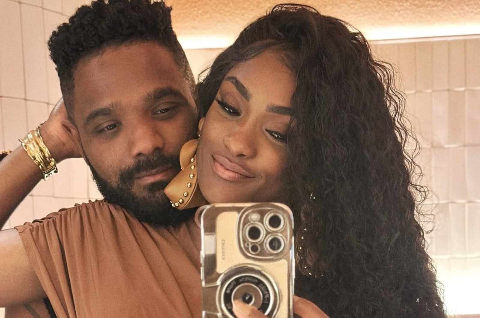 Erika Januza posta foto em clima de romance com Arlindinho e seguidores ...