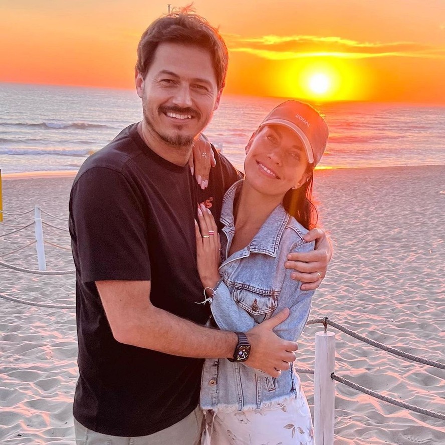 Joana Balaguer Celebra Aniversário Do Marido