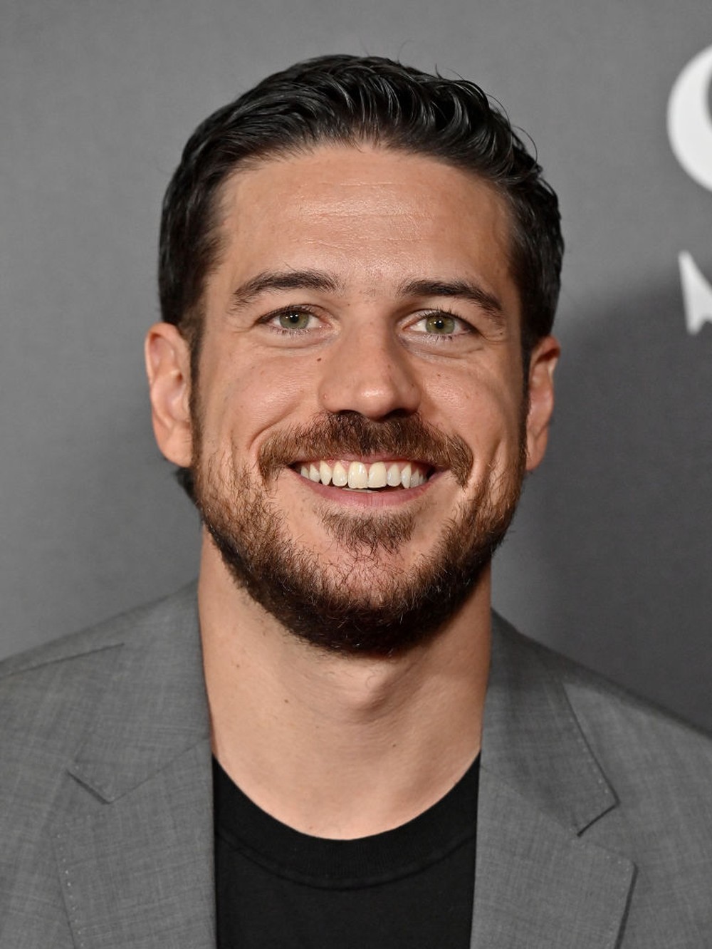 Marco Pigossi e Marco Calvani prestigiam tapete vermelho internacional