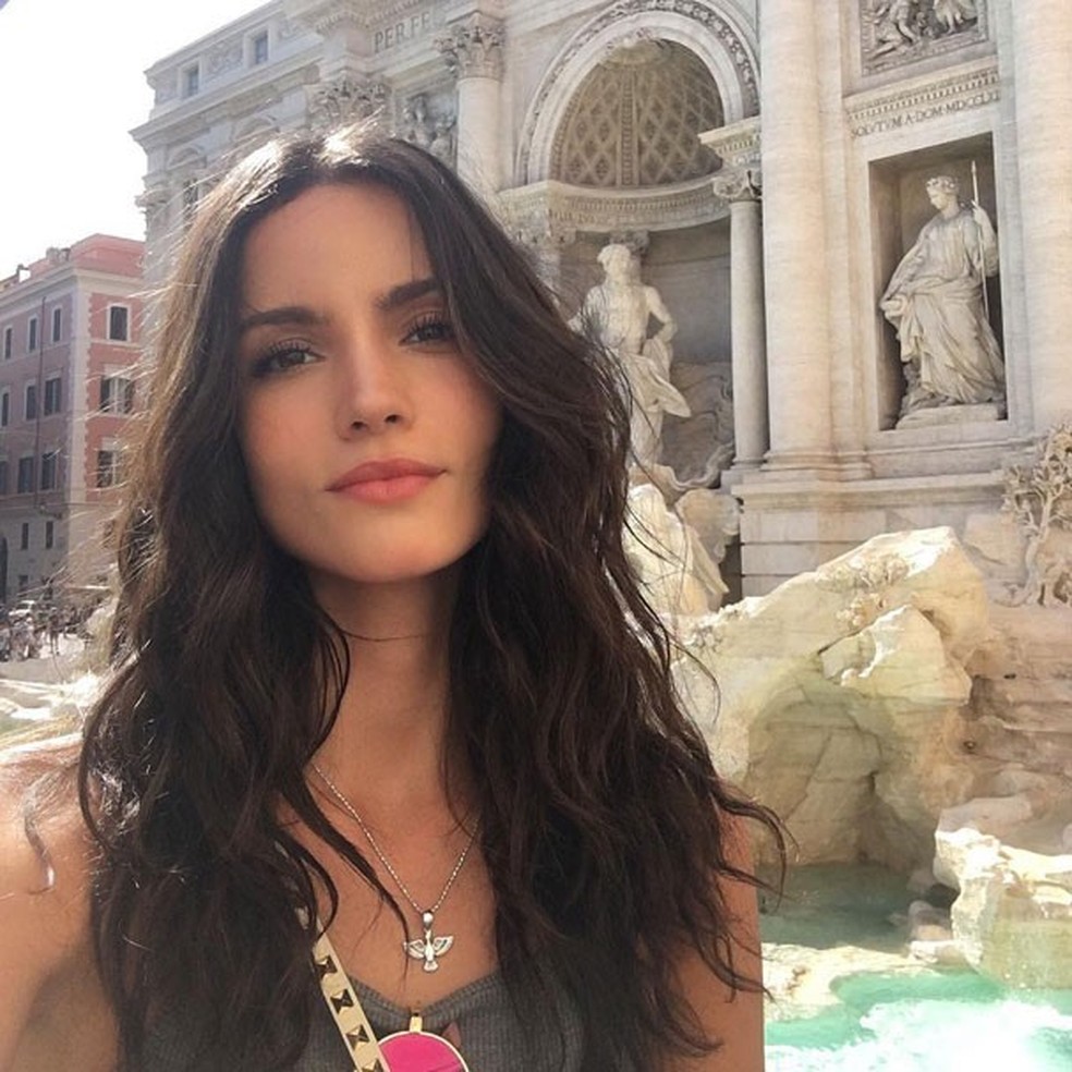 Sofia Resing: a modelo brasileira que faz sucesso lá fora com suas curvas