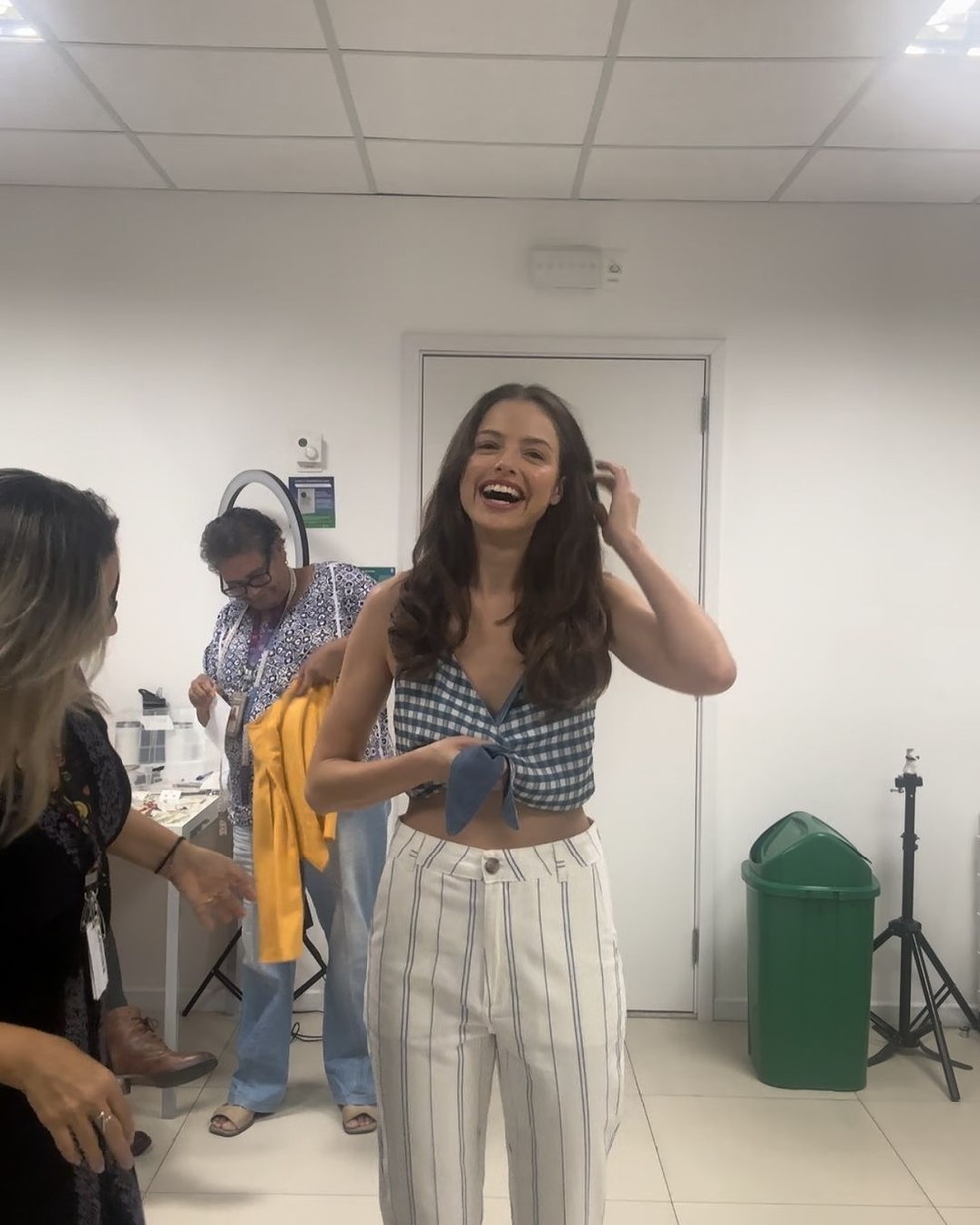 Agatha Moreira revela desafios nos bastidores de Mania de Você e se ...