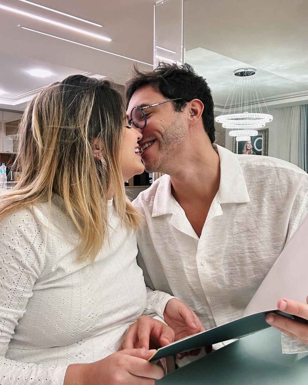 Viih Tube e Eliezer se casam no civil: 'Tão segura ao seu lado'