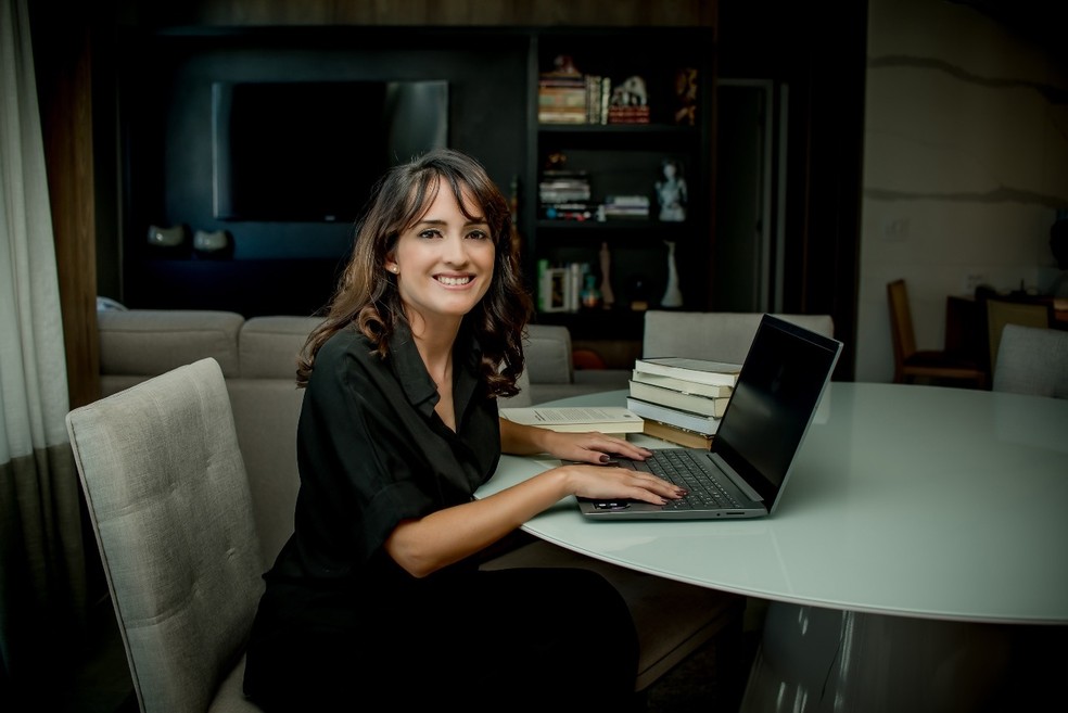 Lella Malta: “A escrita é uma ferramenta democrática e de muita ...