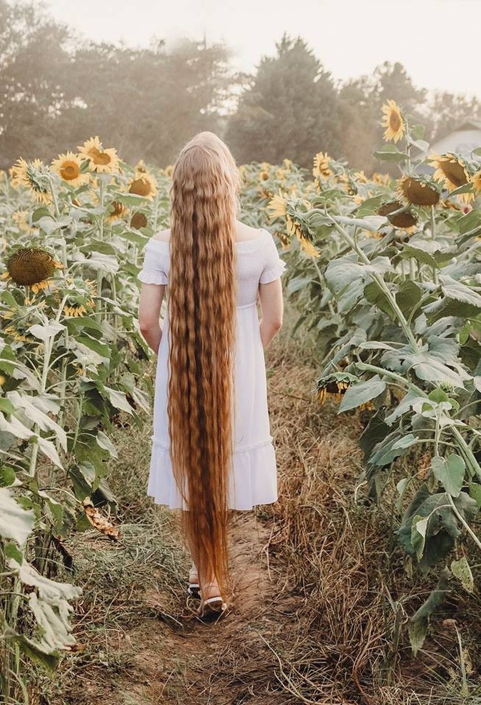 Cabelão! Conheça a Rapunzel da vida real