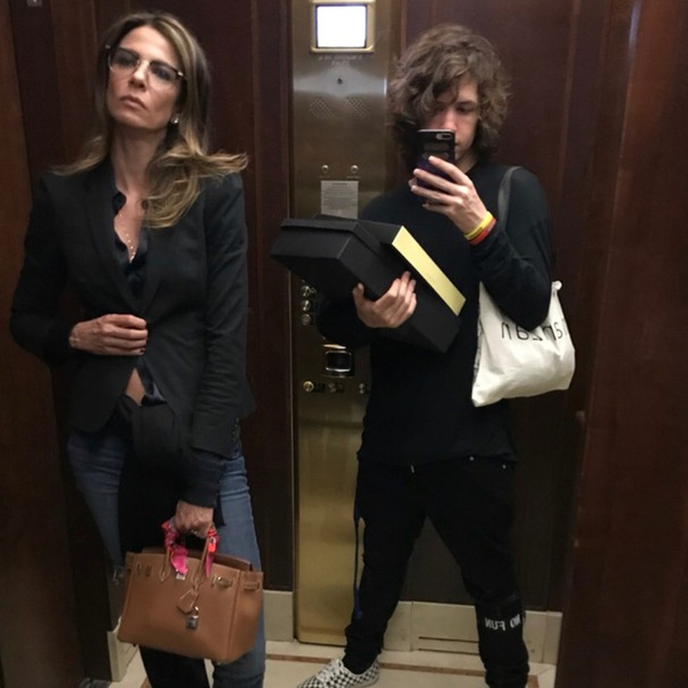 Lucas Jagger leva 'bronca' de Luciana Gimenez no Instagram