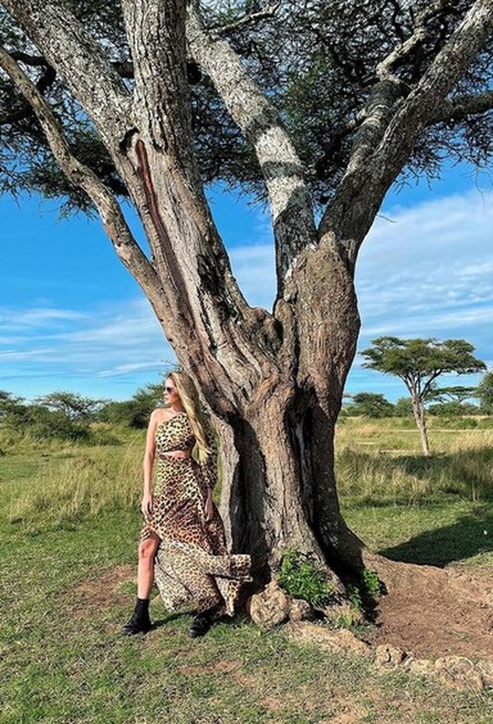 Barbara Evans faz safari na Tanzânia