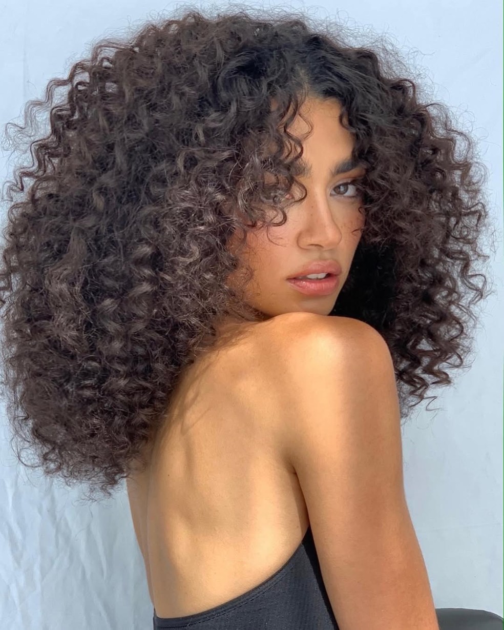 O corte 'marquise layers' vai enquandrar o seu rosto como nenhum outro