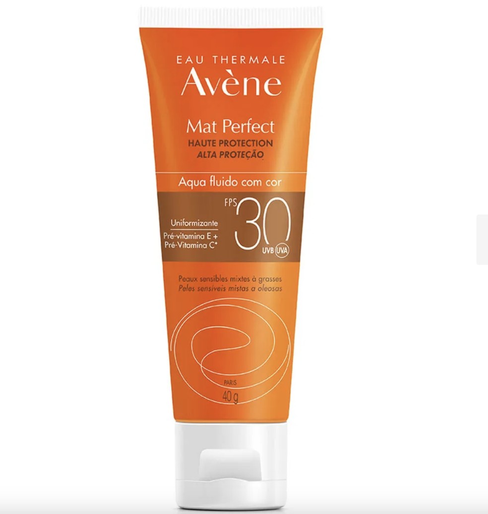 Os melhores protetores solares com cor para arrasar no verão