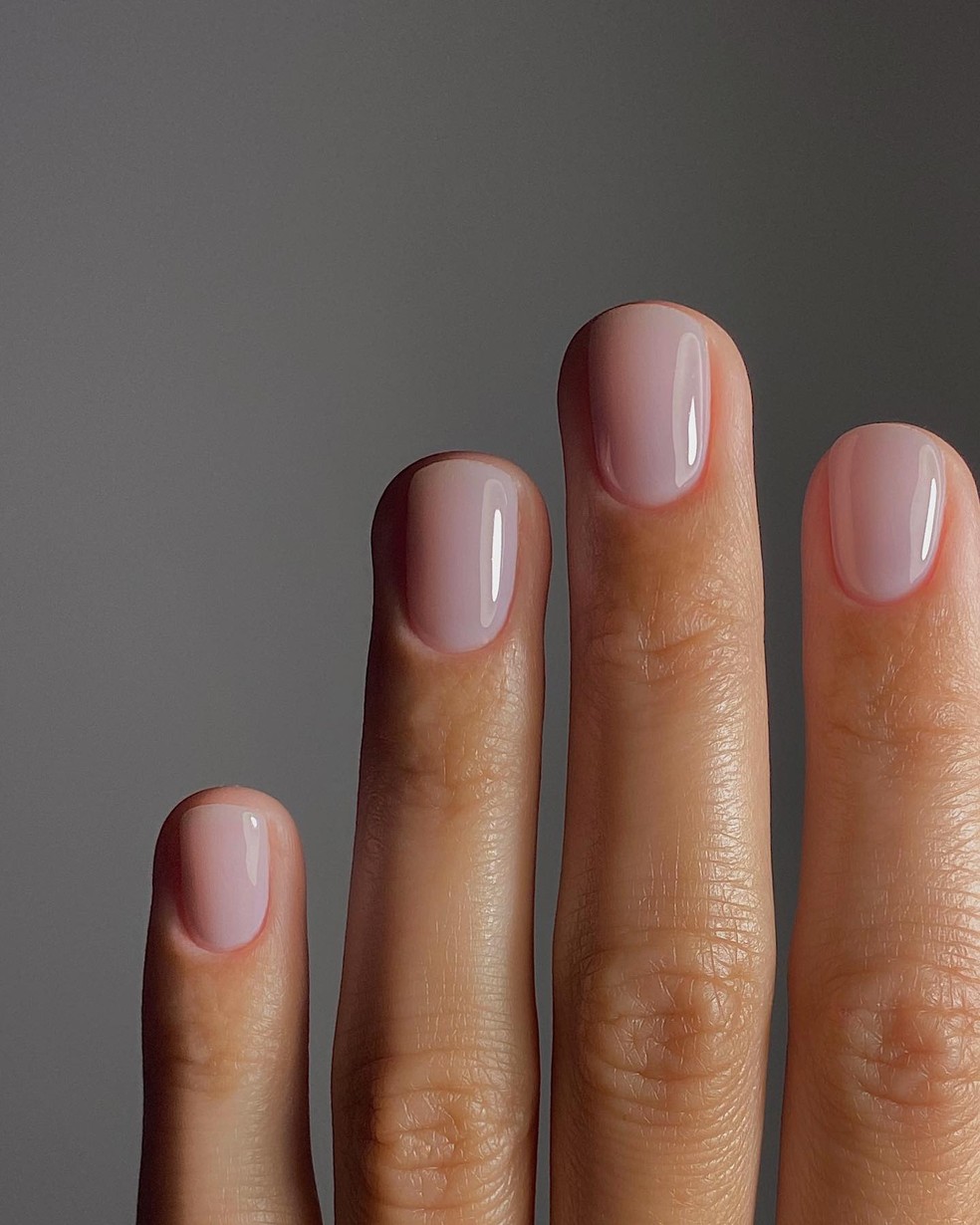 ‘BB Cream Nails’ são a nova tendência de manicure para unhas luminosas