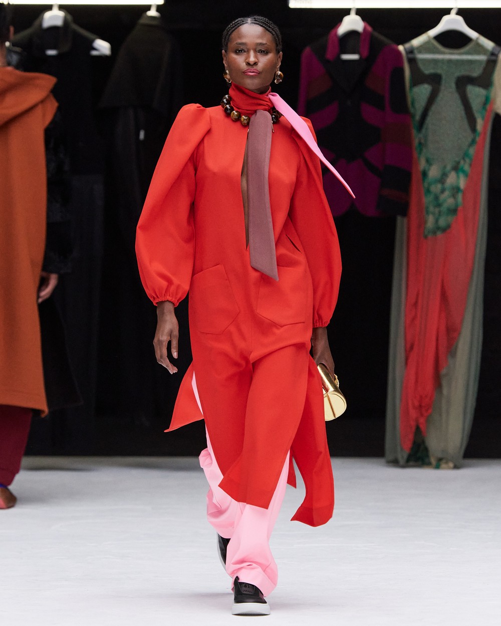 Alexandre Herchcovitch faz retorno triunfal para marca homônima após seis anos