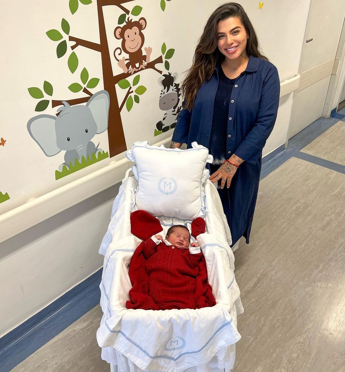 Petra Mattar e Makai têm alta de hospital