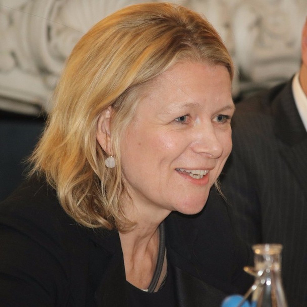 Príncipe Harry e Meghan Markle contratam equipe 100% feminina (e isso é ...