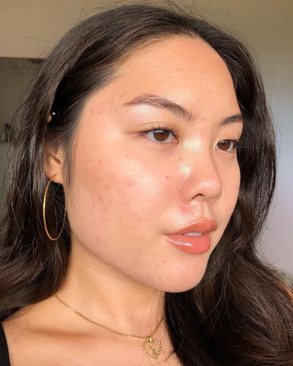 Skinimalism: a tendência de skincare e make que promete bombar em 2021