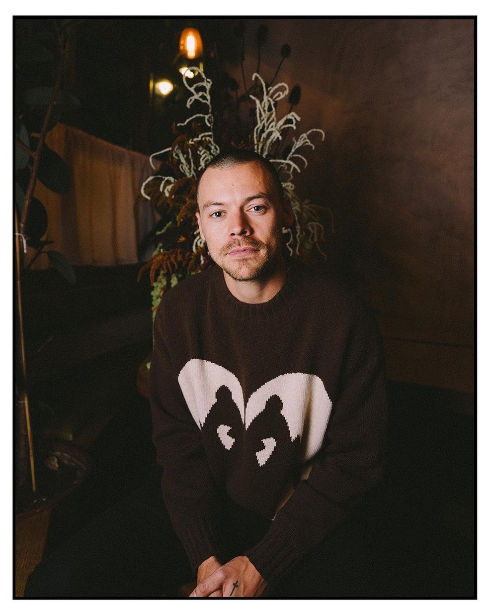 Harry Styles lança coleção de três perfumes na Pleasing e aqui estão os ...