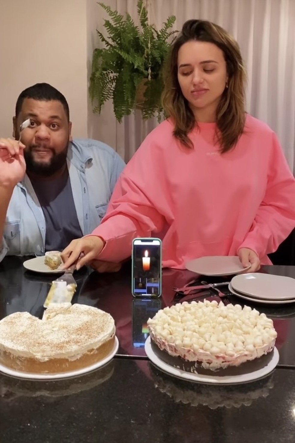 Rafa Kalimann reproduz vídeo que virou meme recentemente