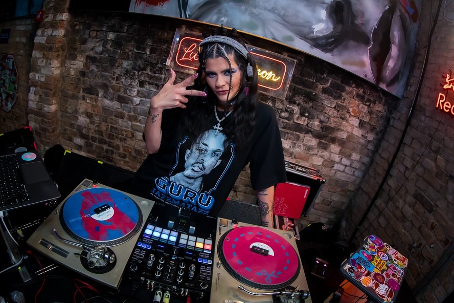 Geração Glamour 2024: conheça a DJ Luísa Viscardi e a playlist da festa