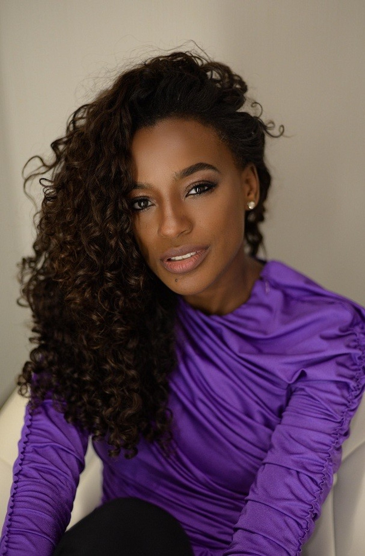 Aprenda a identificar qual é o seu tipo de cacho – e como tratá-lo!