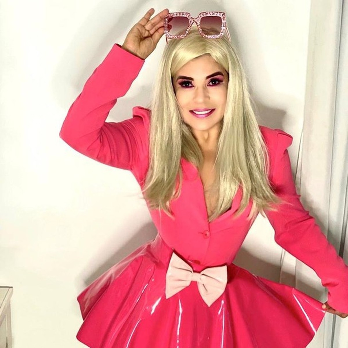 Mara Maravilha provoca: 'Se é para escolher ser uma boneca loira, então ...