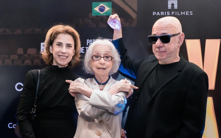 Fernanda Torres publica foto com mãe e irmão no lançamento de novo ...