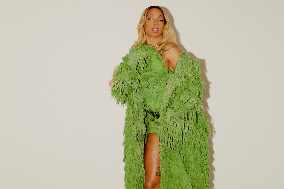 Urias fala sobre preparativos para primeiro grande festival da carreira ...