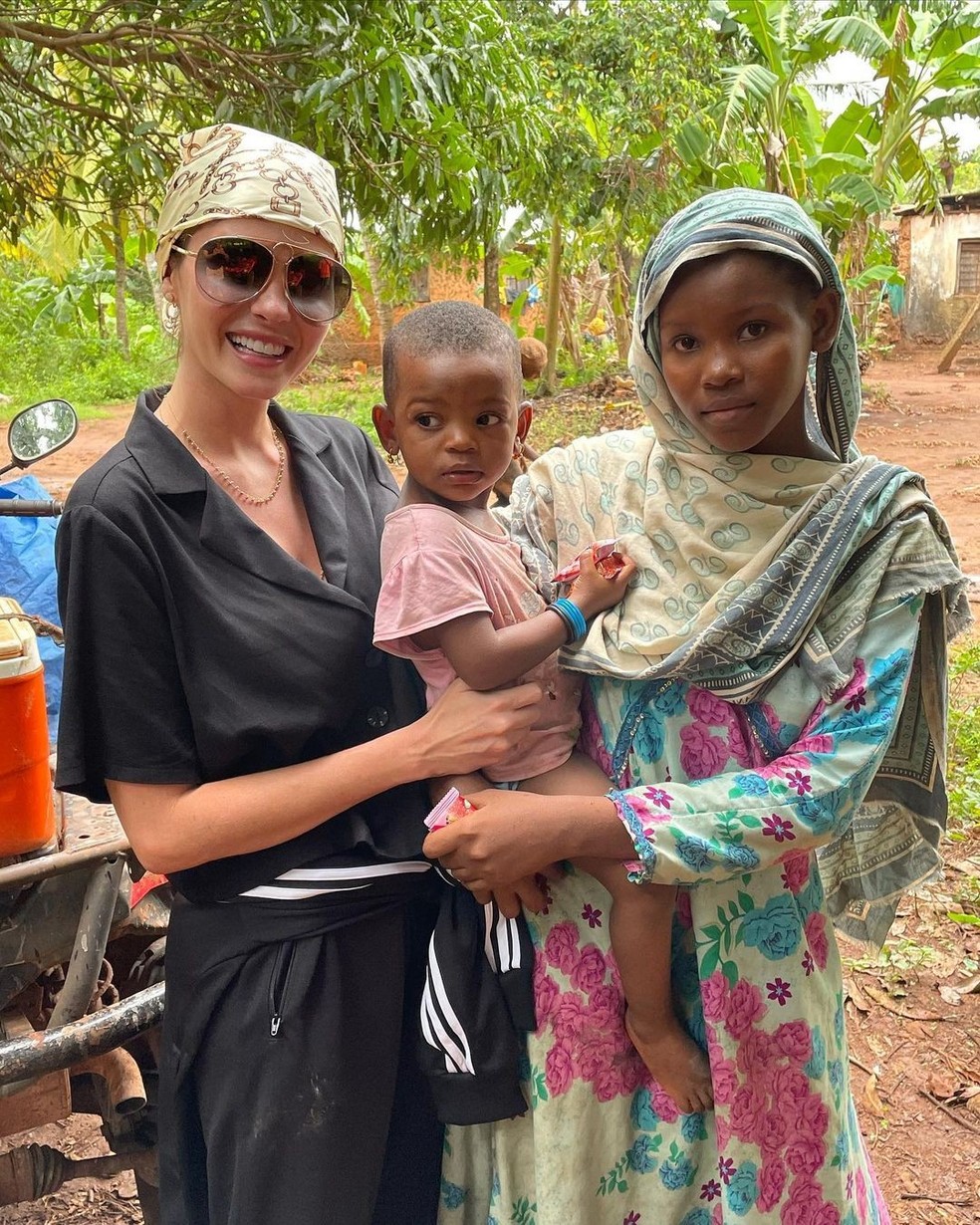 Barbara Evans compartilha série de cliques na Tanzânia