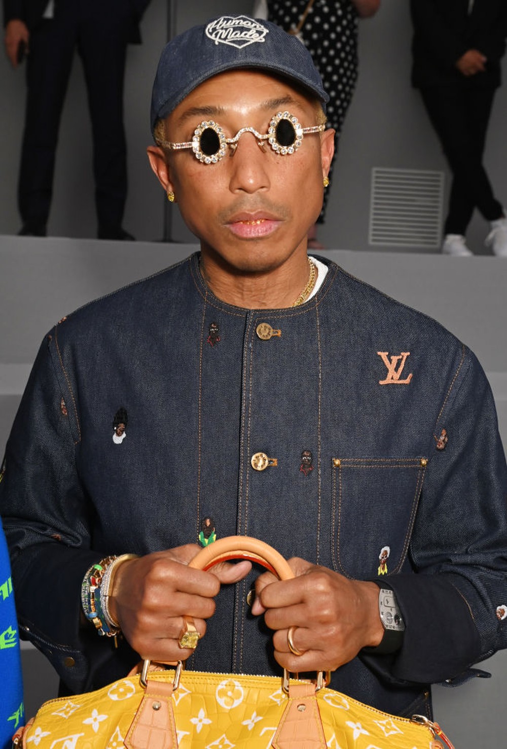 Destrinchamos a bolsa de R$ 5 milhões assinada por Pharrell Williams