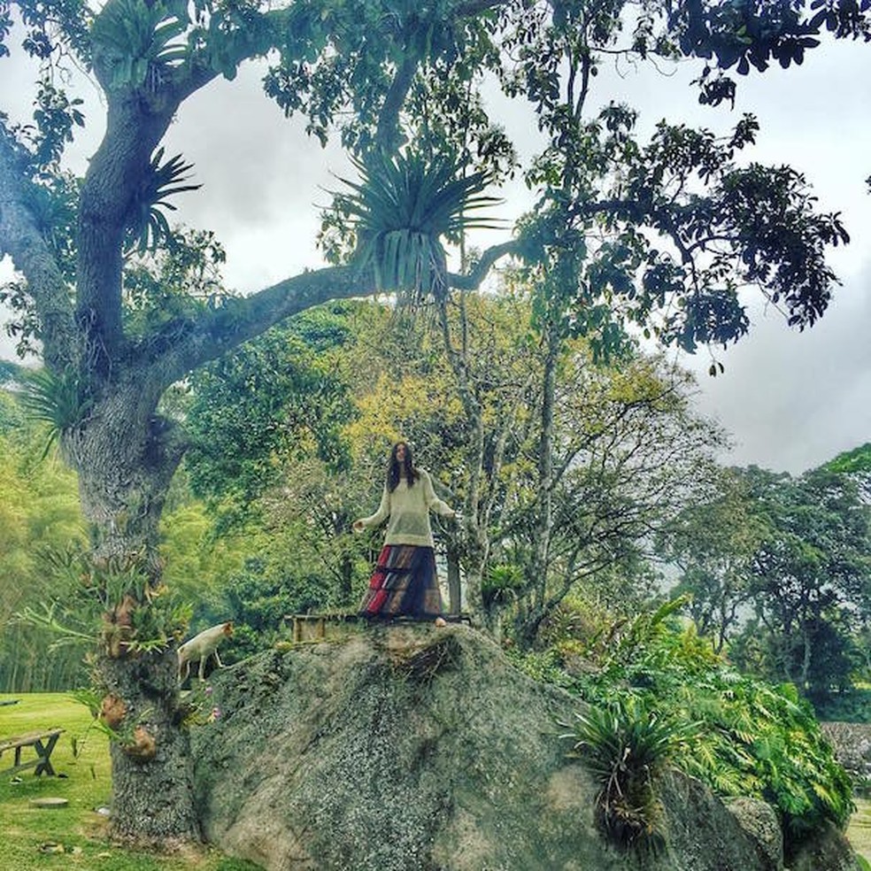 Thaila Ayala posta linda foto na natureza e declara: 'Onde mora a ...