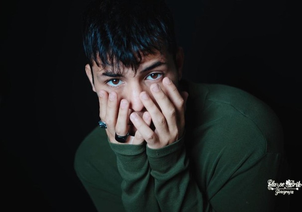 Conheça Yan Brito, o tio (de 22 anos) de Tatá Werneck que fez sucesso ...