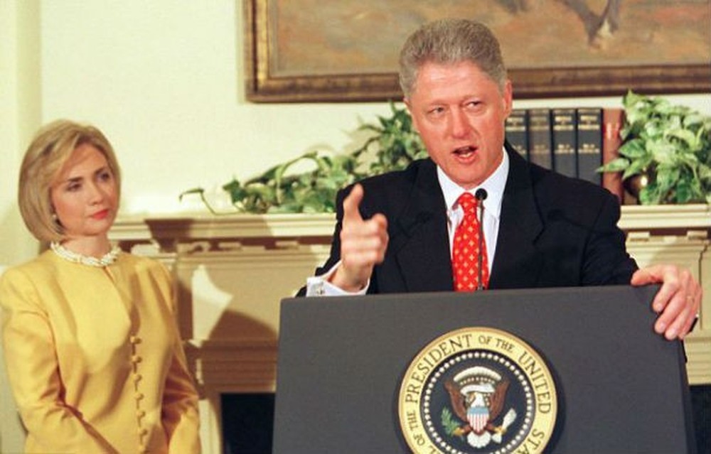 Cartas exclusivas causam reviravolta em escândalo sexual de Bill Clinton