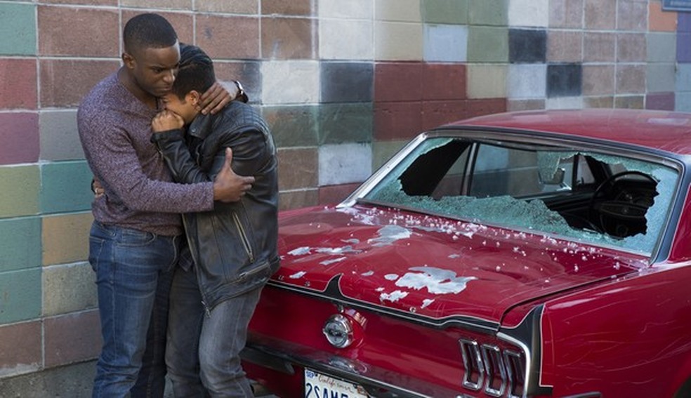 Eita! Netflix divulga fotos da segunda temporada de 13 Reasons Why