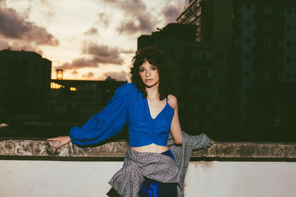 O que fazer no fim de semana? Glamour indica última temporada de The Crown, documentário da ...