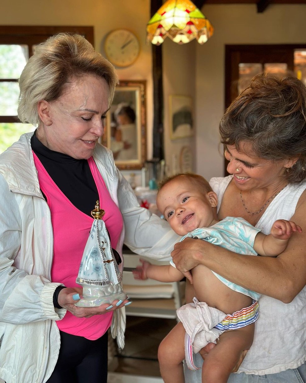Filha de Ana Maria Braga se emociona com visita surpresa da mãe ...