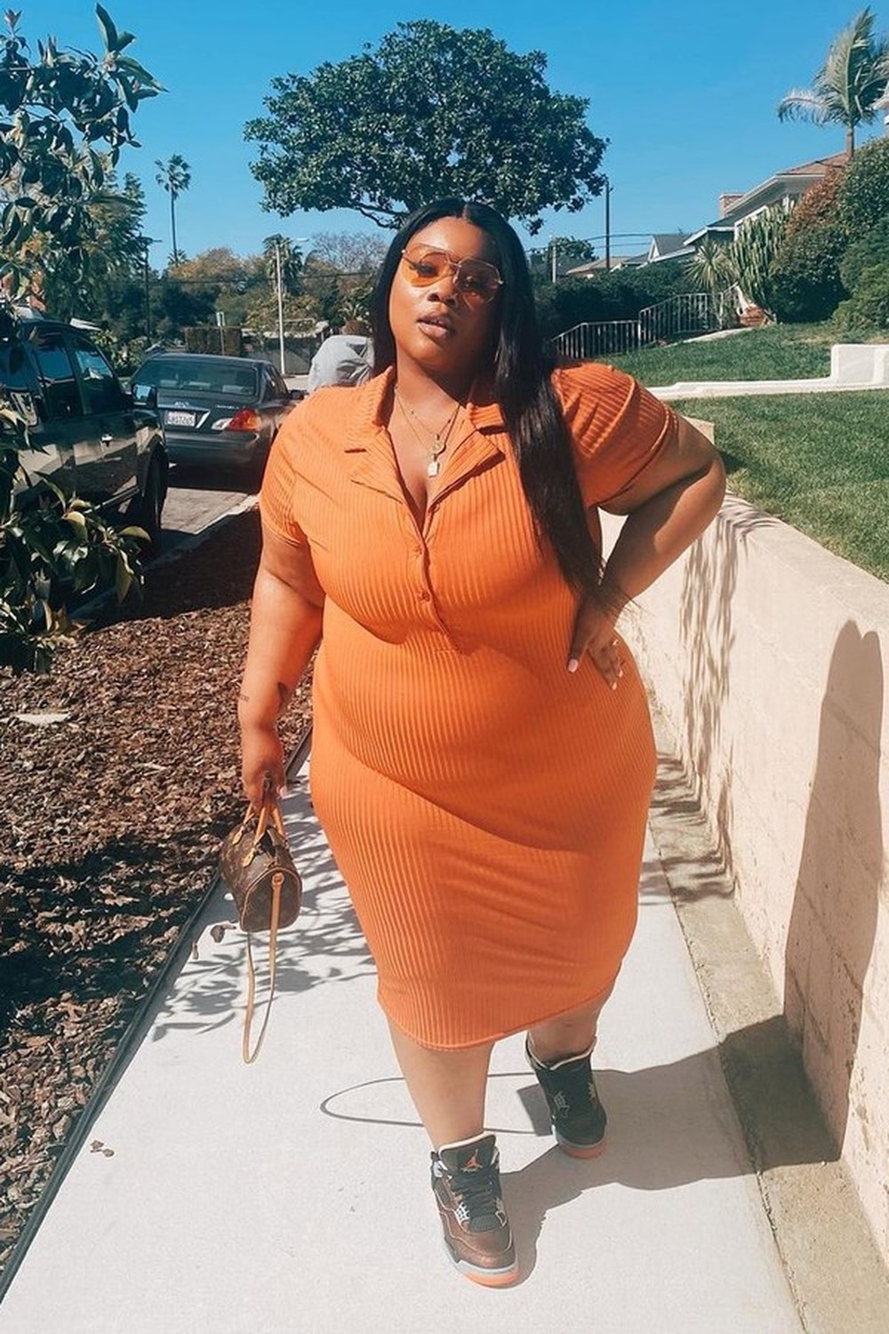 15 jeitos diferentes de usar tênis de cano alto