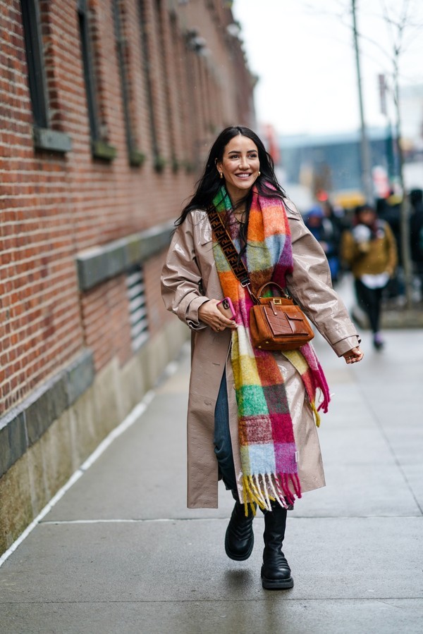 Cachecol será o seu melhor amigo no inverno. Inspire-se nestes 15 looks ...