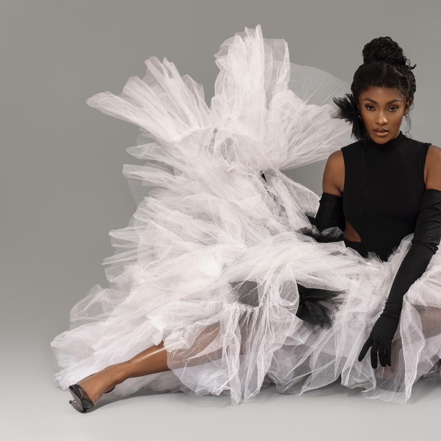 Erika Januza leva vida real das rainhas do Carnaval do RJ para novo ...