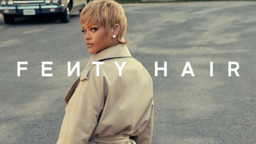 Fenty Hair: Rihanna anuncia linha dedicada aos cabelos