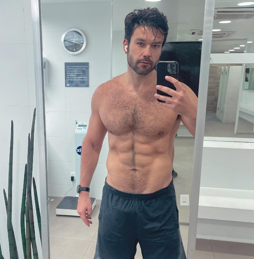 Sergio Marone ganha elogios após academia: ''Se ele quiser casar, estou ...